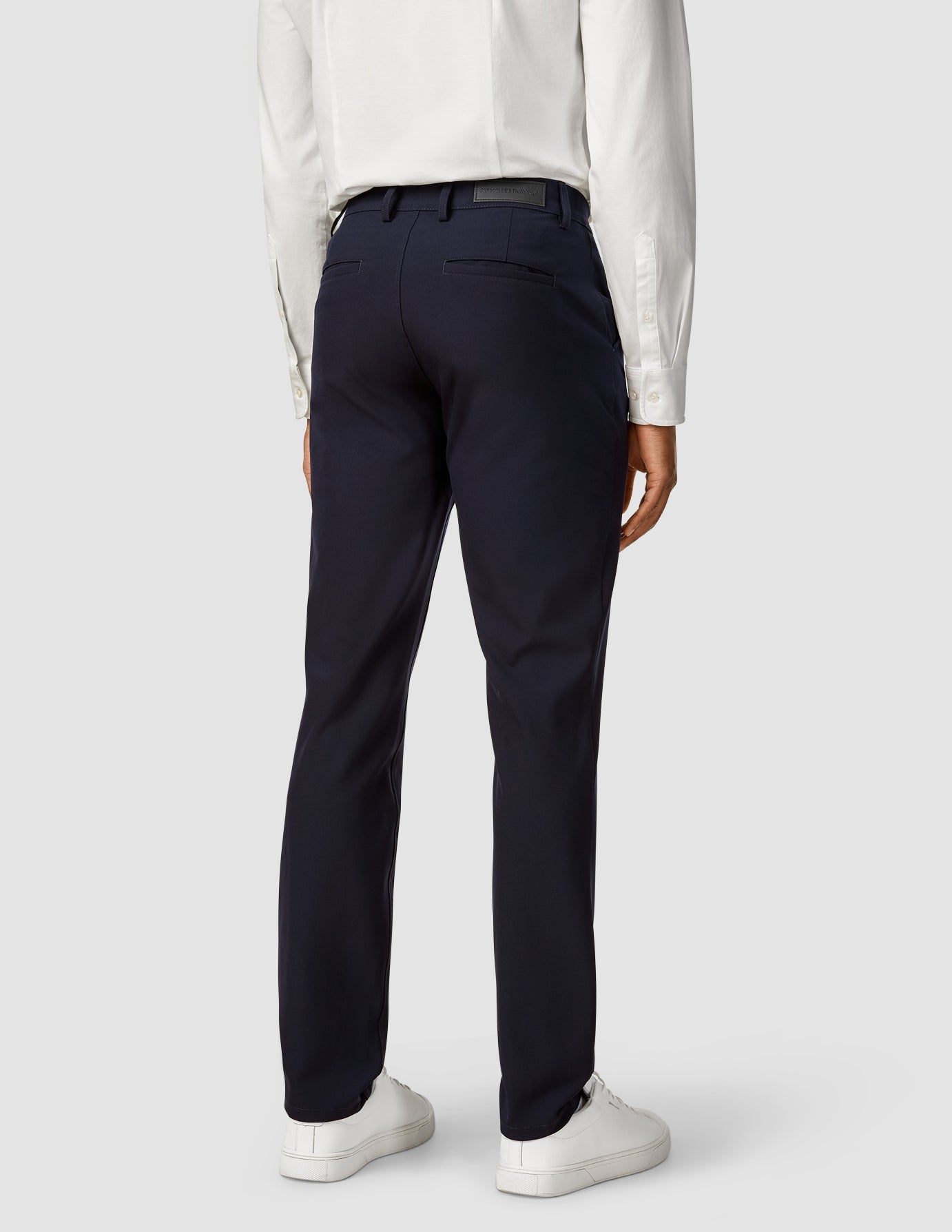 Essential Pants Regular Midnight Blue | SHAPING NEW TOMORROW