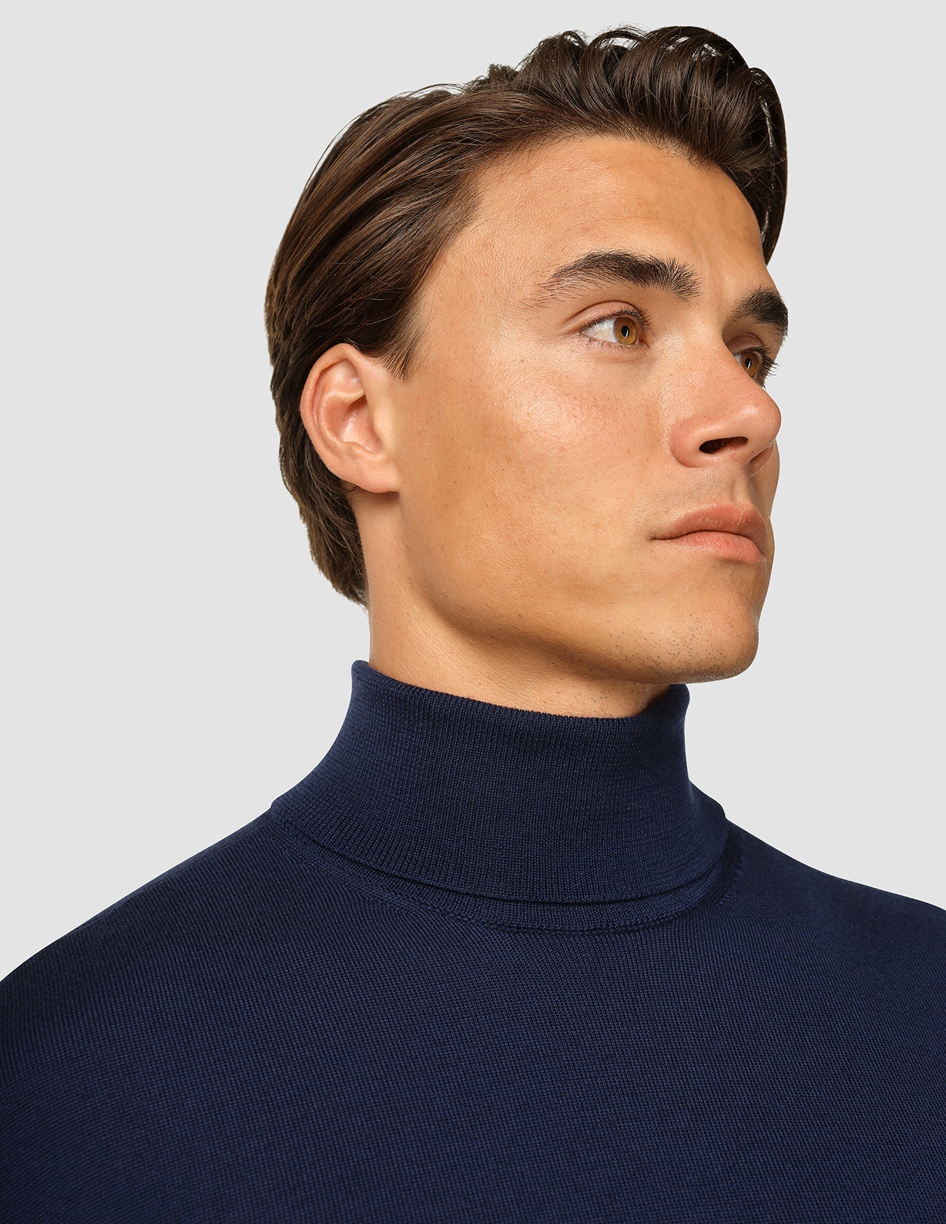 Premium Merino Turtleneck Navy | SHAPING NEW TOMORROW